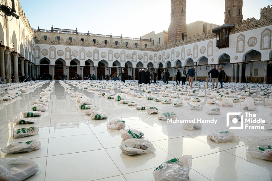 Iftar at Al-Azhar Mosque on the first day of Ramadan • The Middle Frame ...