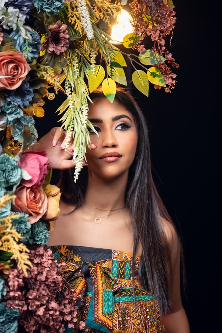 Artistic photoshoot of an Egyptian model. • The Middle Frame • Arab ...